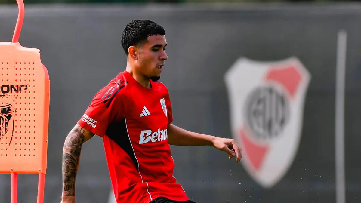 Kendry Páez deberá esperar: aun no debuta en River